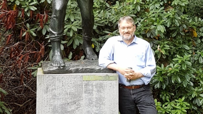 System requirements defined by cascades of creativity - High Tech Institute